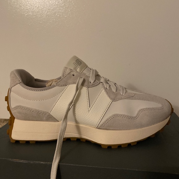 New Balance | Shoes | New Balance 327 | Poshmark